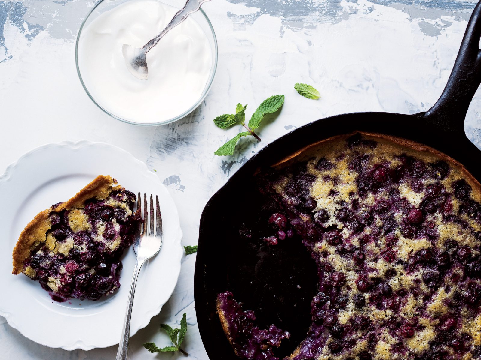 Cast-Iron Skillet Blueberry Cobbler – Garden & Gun