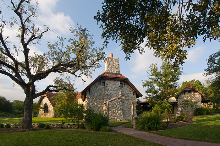 Before and After: Return of a Classic Western Ranch – Garden & Gun