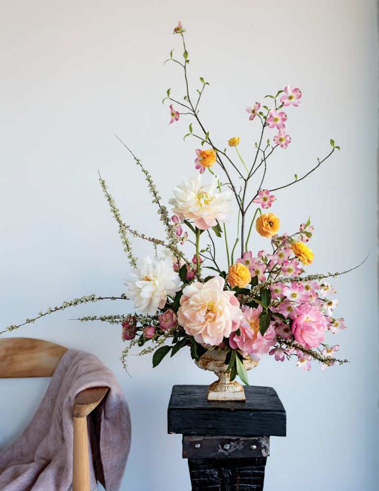 The Art of the Centerpiece – Garden & Gun