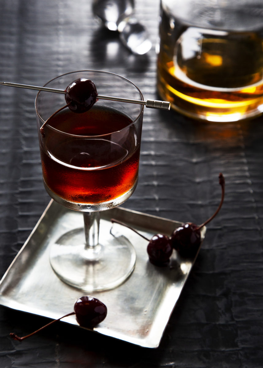 How to Make a Classic Manhattan Cocktail – Garden & Gun