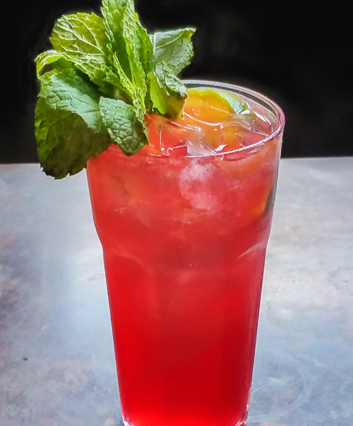Sparkling water Archives – Garden & Gun