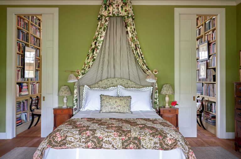 Inside Julia Reed’s Delta Dream Home – Garden & Gun