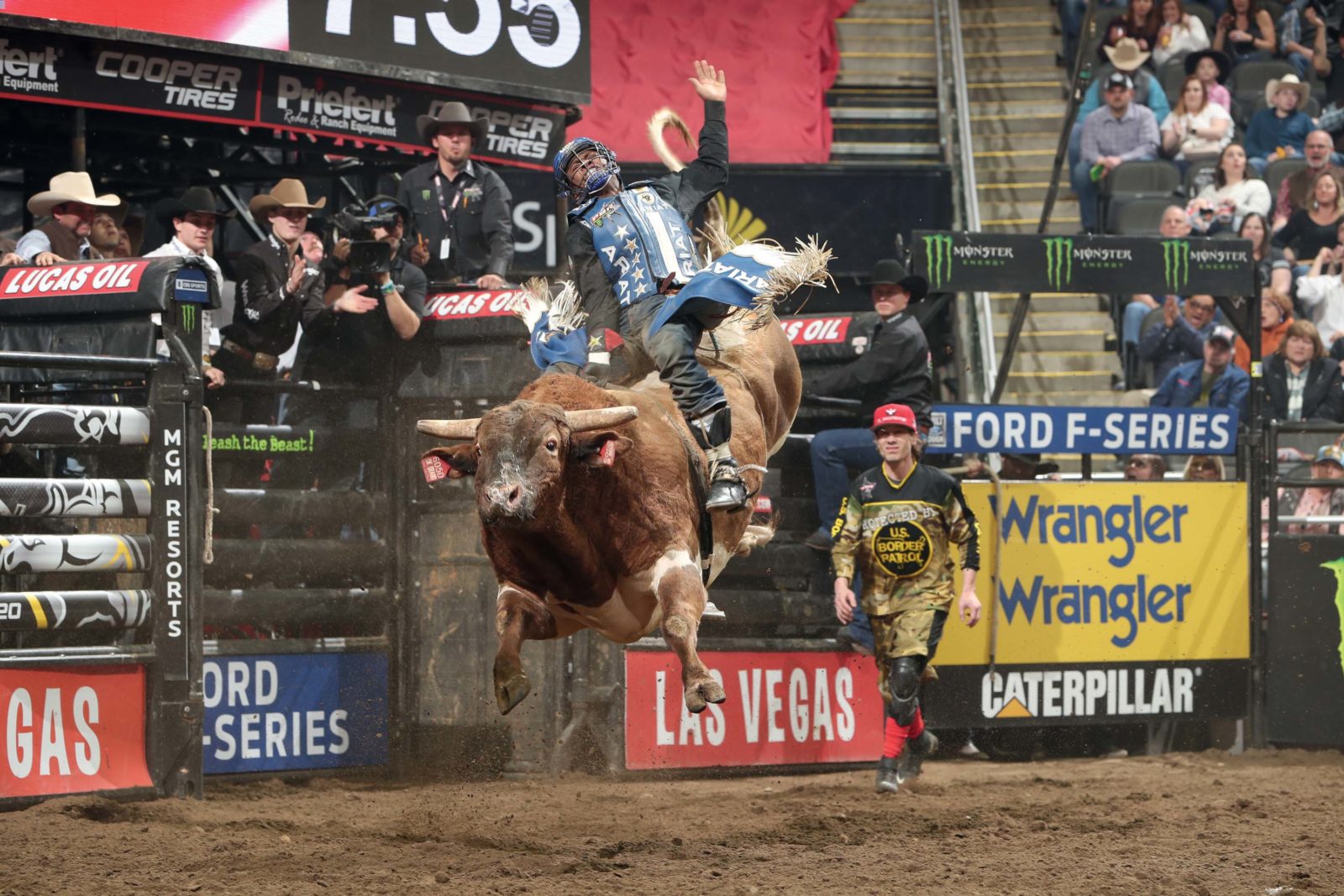 How Bull Rider Zeke Mitchell is Bucking Convention – Garden & Gun