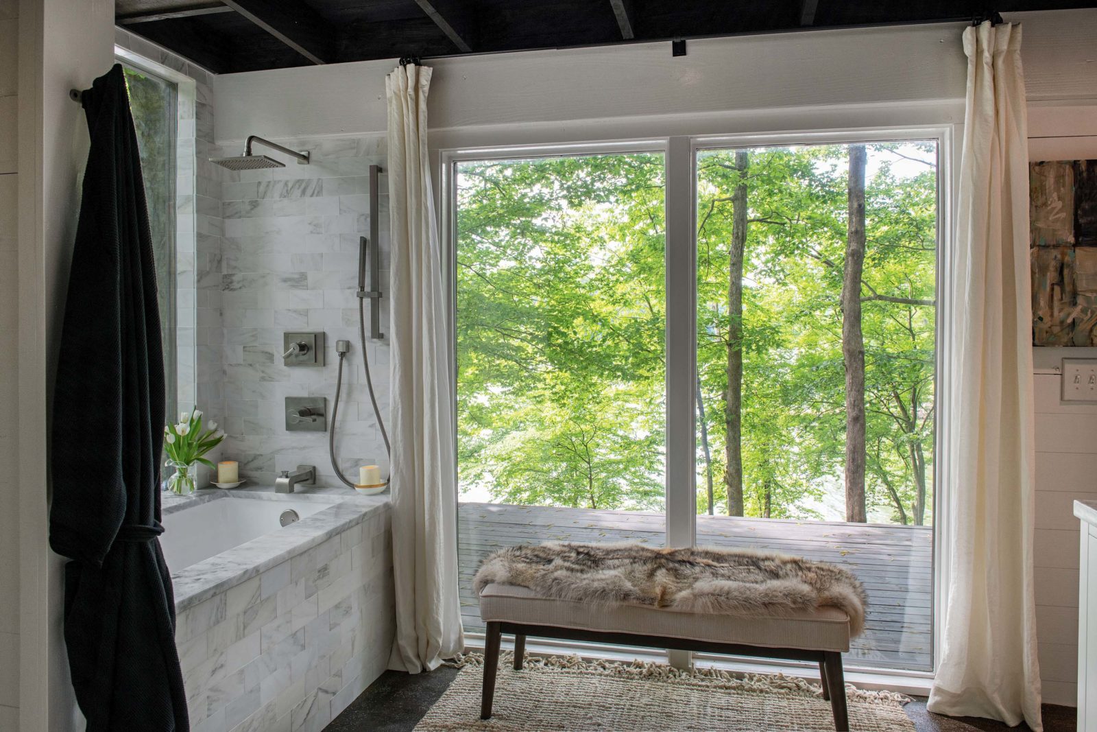 Inside Billy Reid's Stylish Alabama Lake House – Garden & Gun