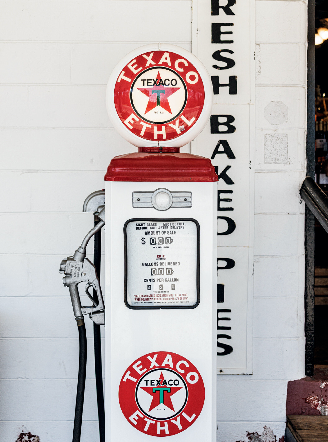 A Motorcycle Cruise Up US 17, the Coastal Highway – Garden & Gun