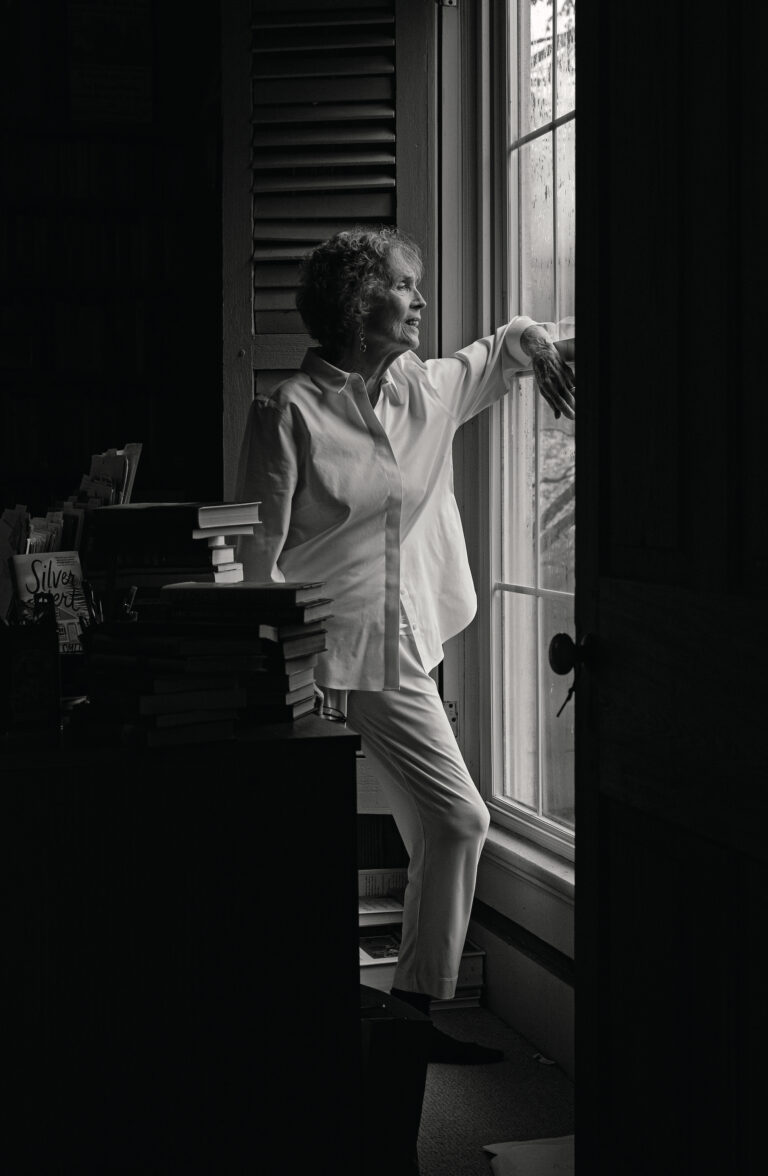 The Bold and Generous Spirit of Lee Smith – Garden & Gun