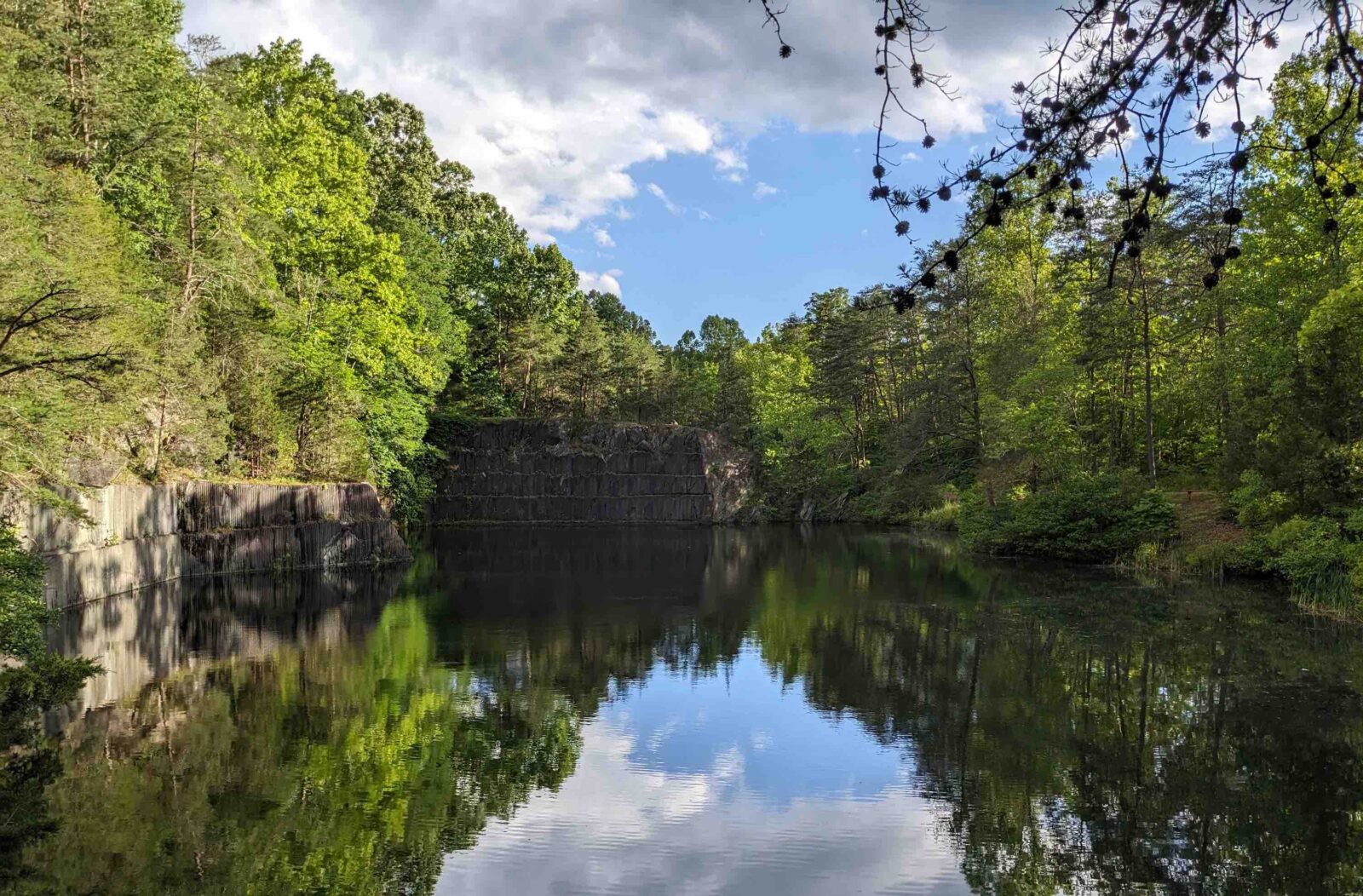 How an Abandoned Virginia Quarry Transformed into a Dramatic Canvas for ...