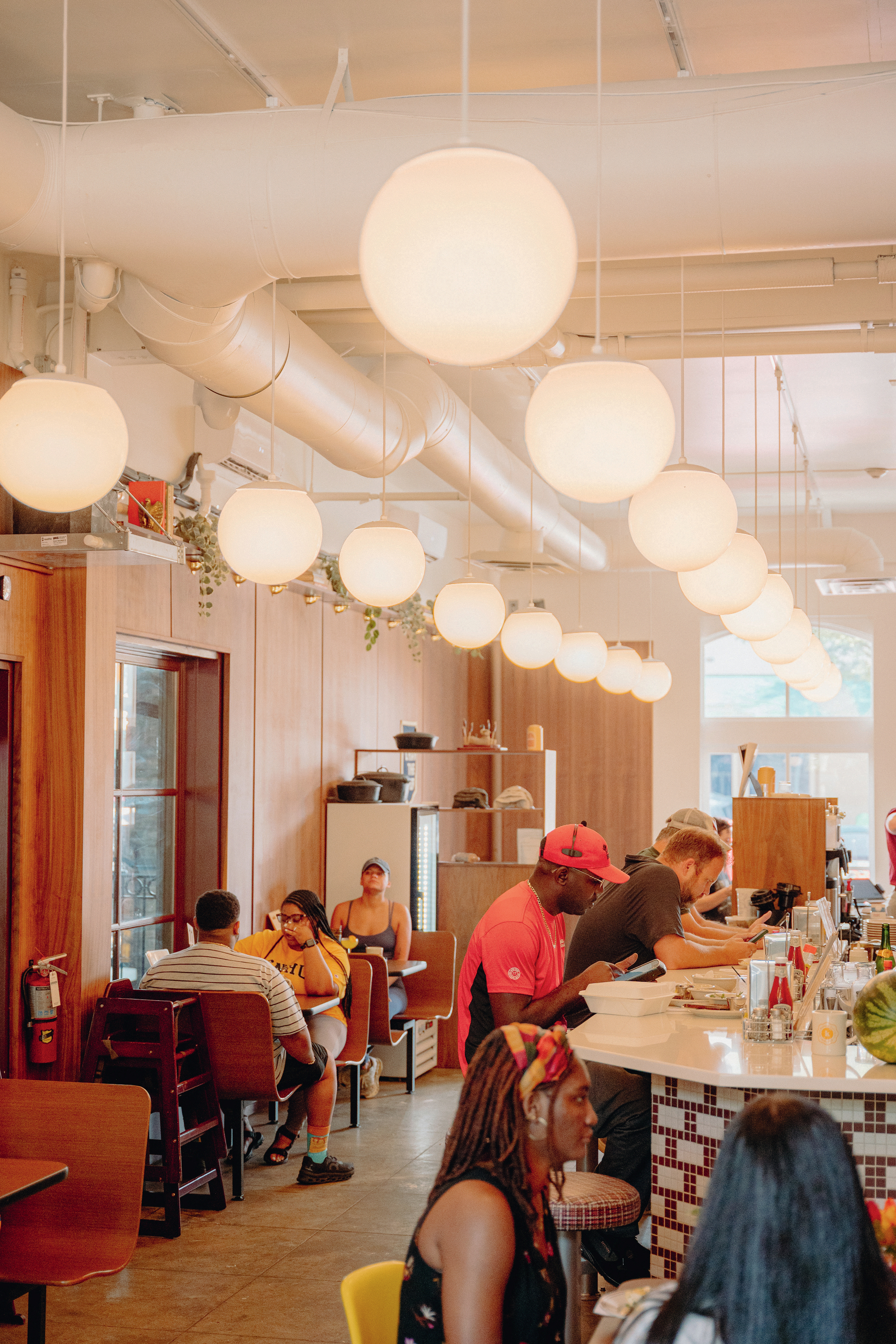 Memphis's Kinfolk Is a Modern Homage to the Breakfast Joints of Old ...