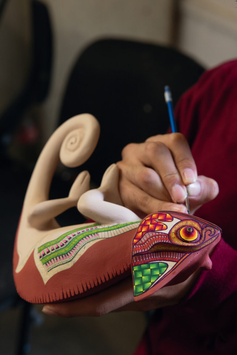 Two Mexican Artists Keep a Zapotec Tradition Alive – Garden & Gun