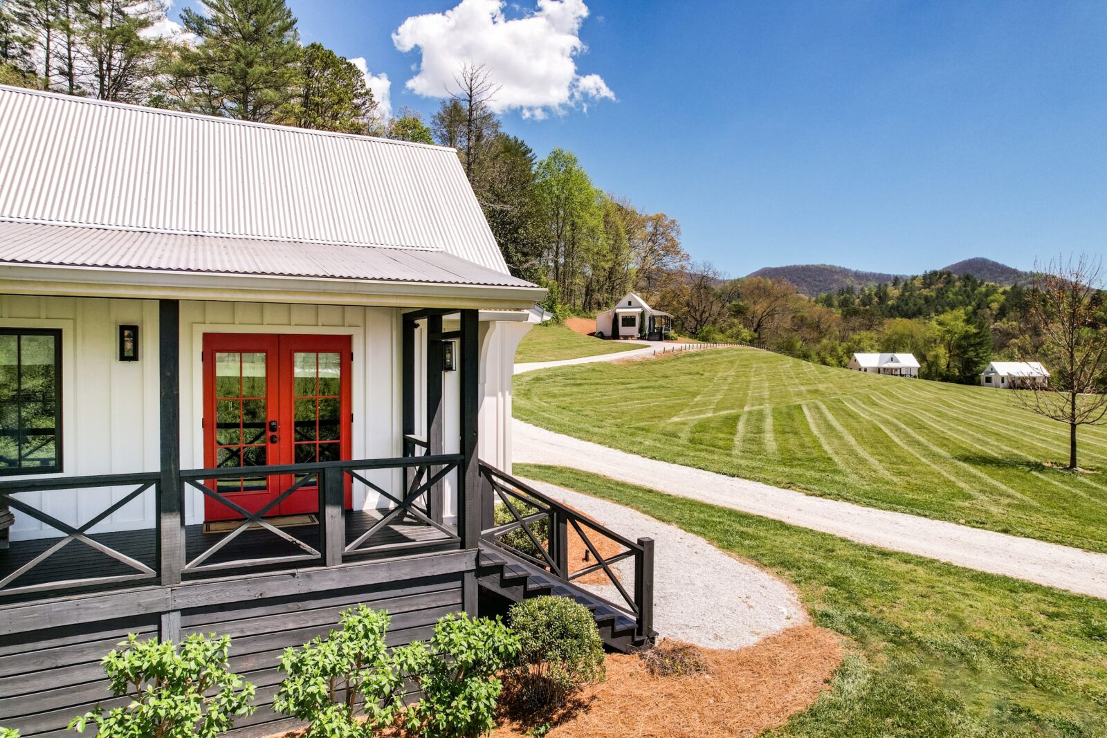 These Southern Dude Ranches Combine Luxury and the Great Outdoors ...