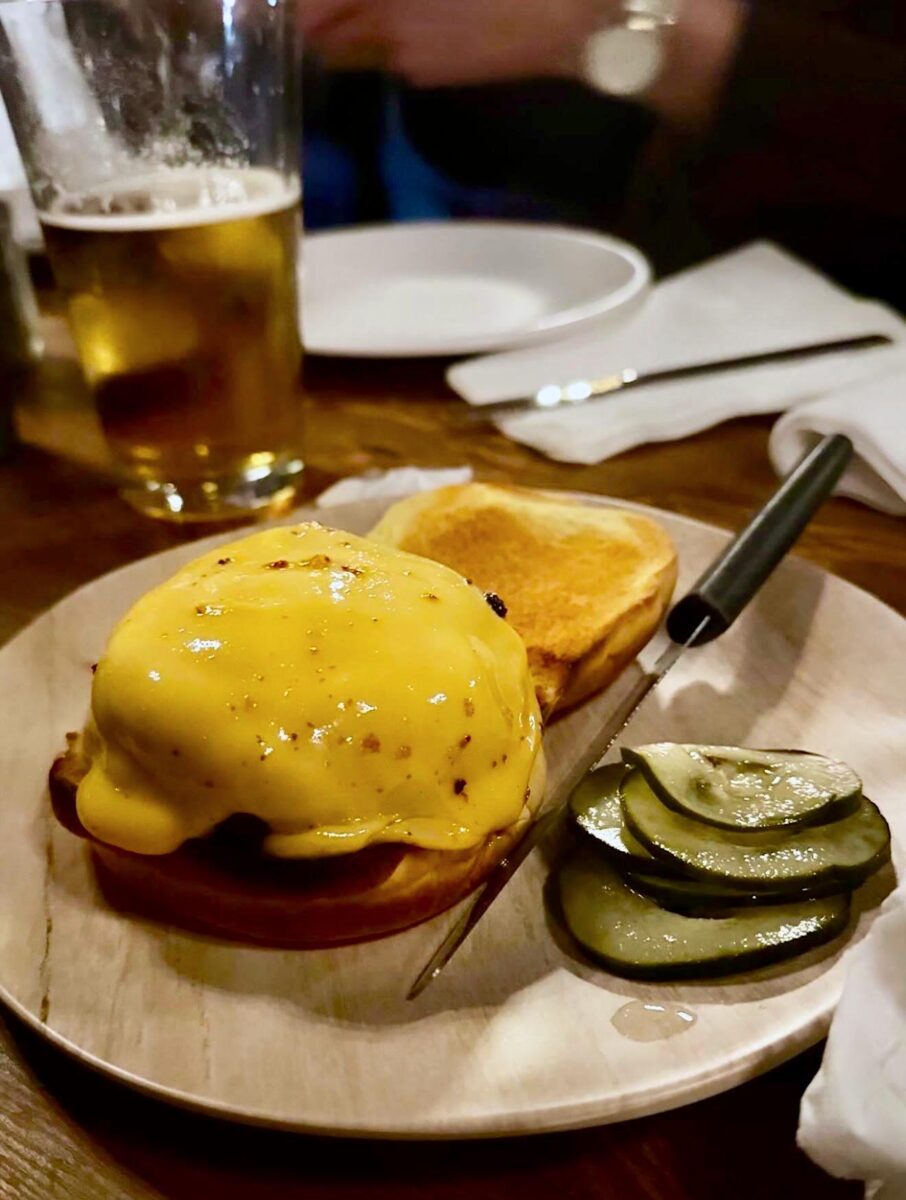 The Best Skillet-Cooked Cheeseburger – Garden & Gun - Areyoupop
